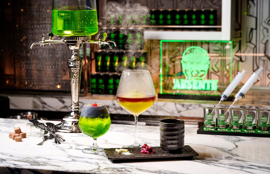 Home [www.wxyzbarataloftginza.com]